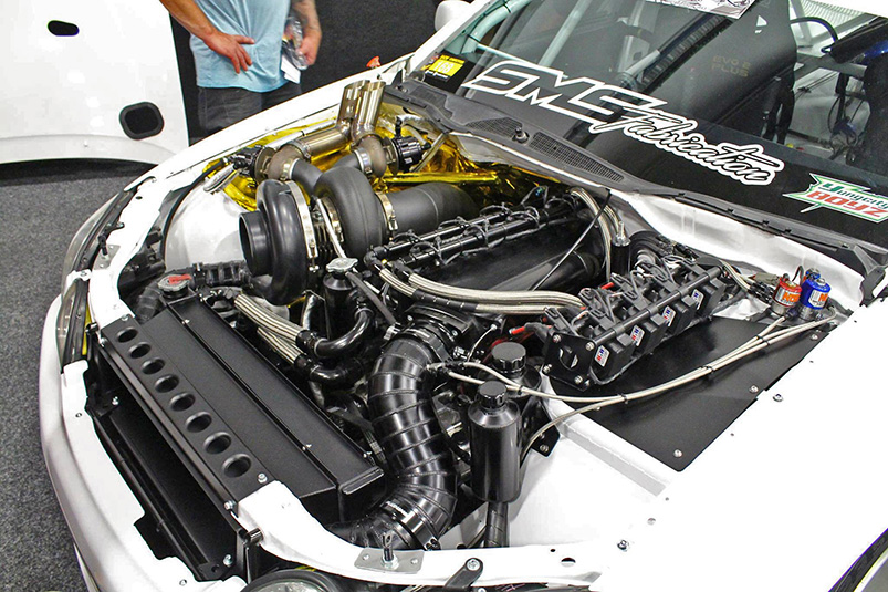 Mad Mike Rx7 Engine Bay